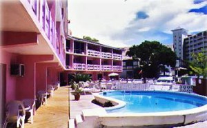 BellChannelPool - Bahamas 5-4