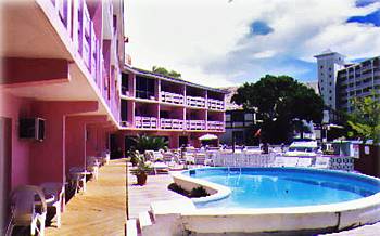 BellChannelPool - Bahamas 5-4